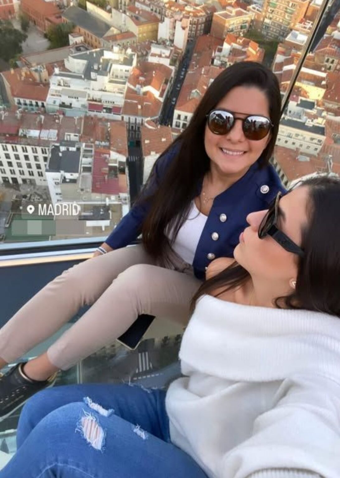 Los viajes y lujos de Andrea Rujano y su novia bajo la sombra de la ...